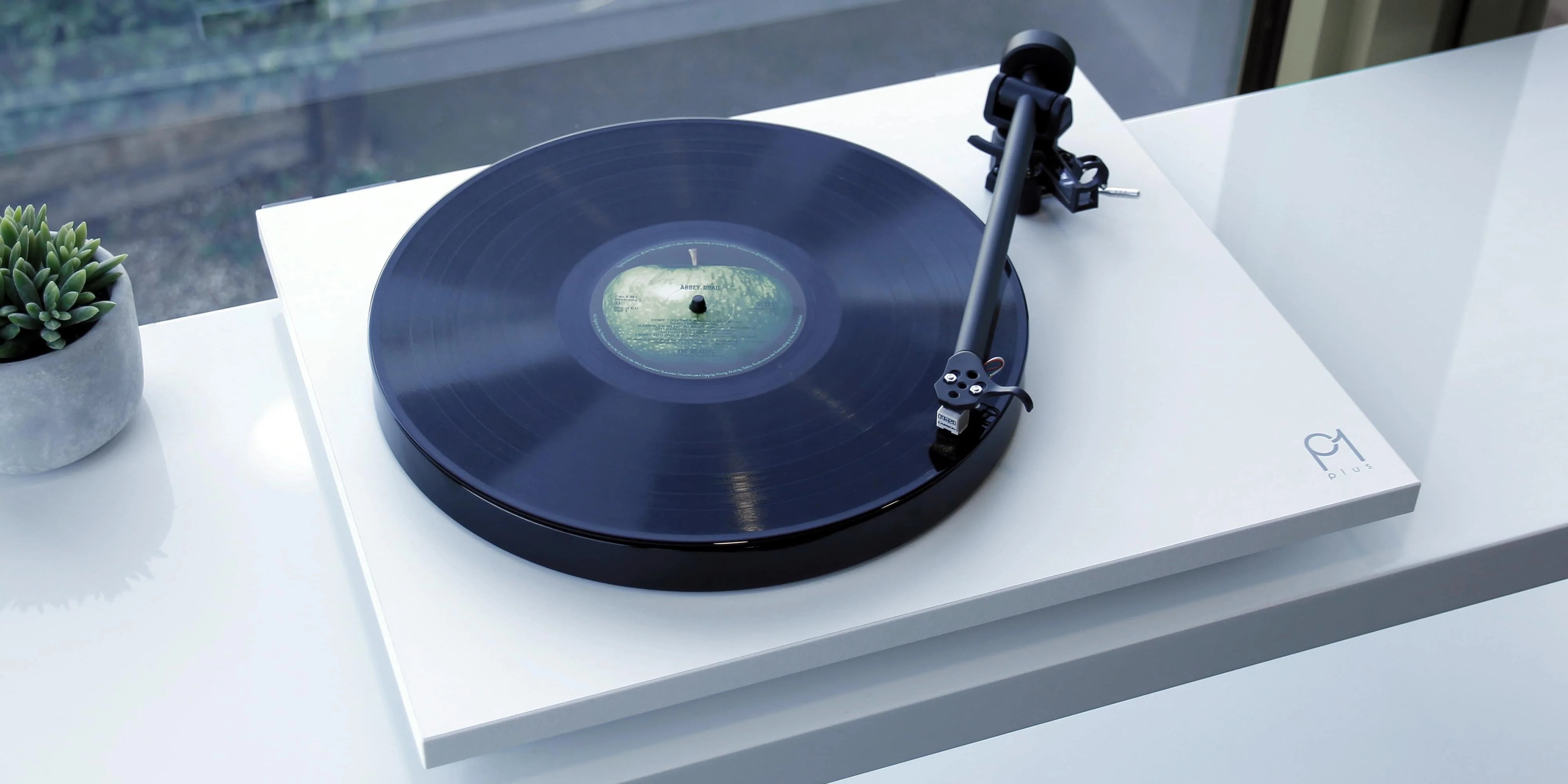 Why we love the Rega Planar 1 – James-Morrow Entertainment Systems